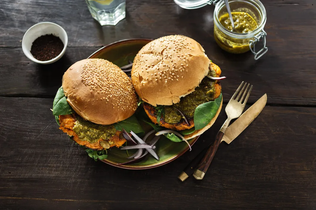 Italian-style burger with pesto - Panzani
