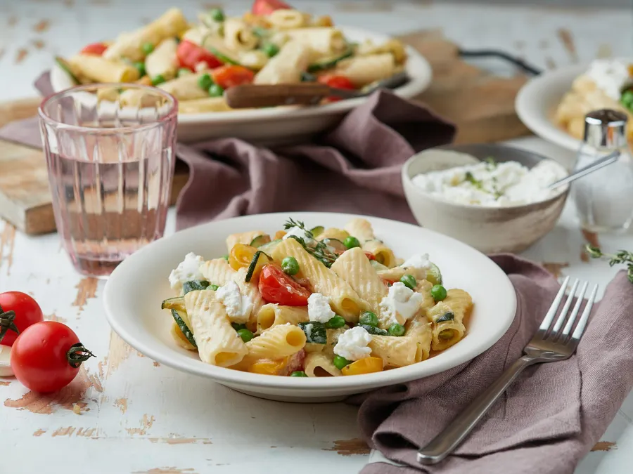 One Pot rigatoni with courgettes and ricotta cheese - Panzani